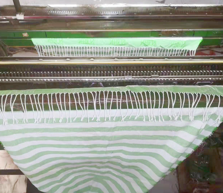 Scarf Tassel Twisting Machine with Knotting Function 100cm width - Buy ...